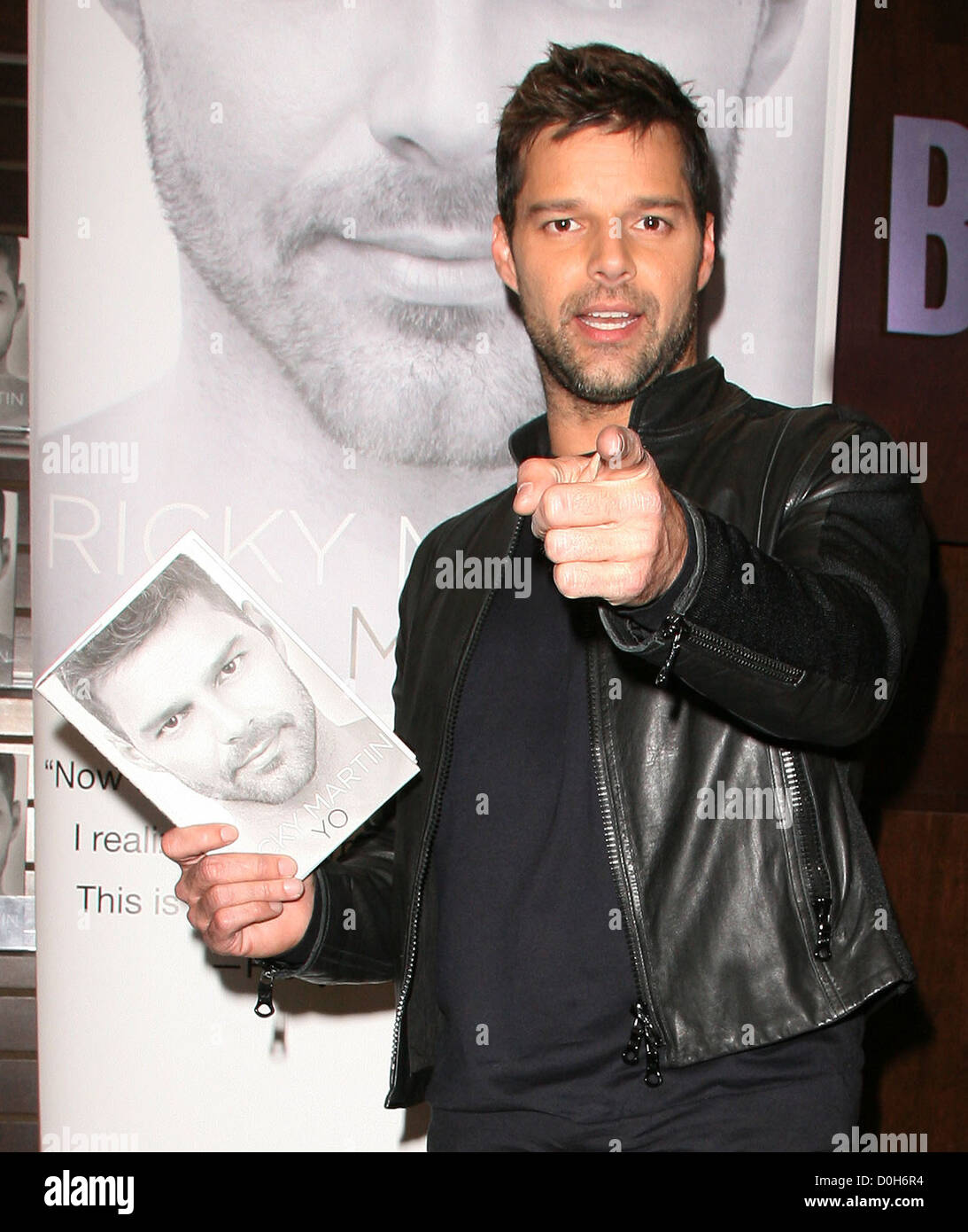 Ricky Martin Ricky Martin signs copies of his new autobiography "Me" at ...