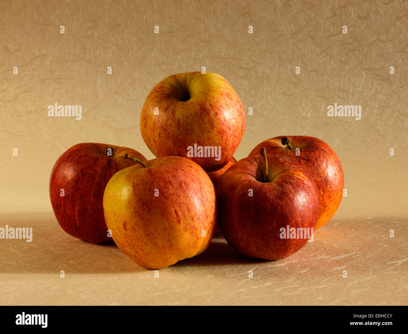 Group six apples hi-res stock photography and images - Alamy