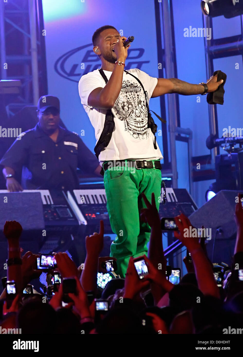 Usher performing in concert for 'Jimmy Kimmel Live!' Beverly Hills ...