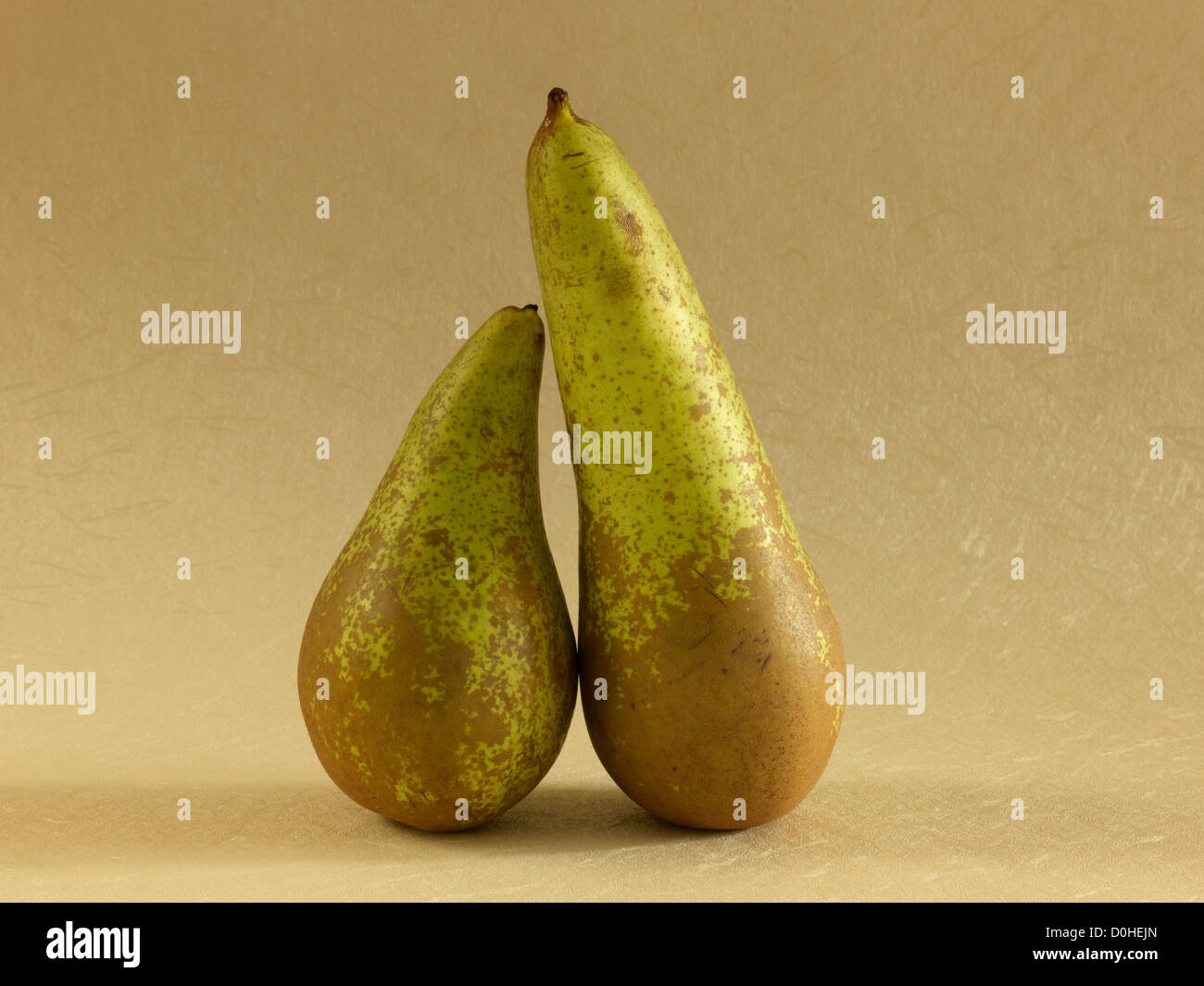 Pear pair hi-res stock photography and images - Alamy
