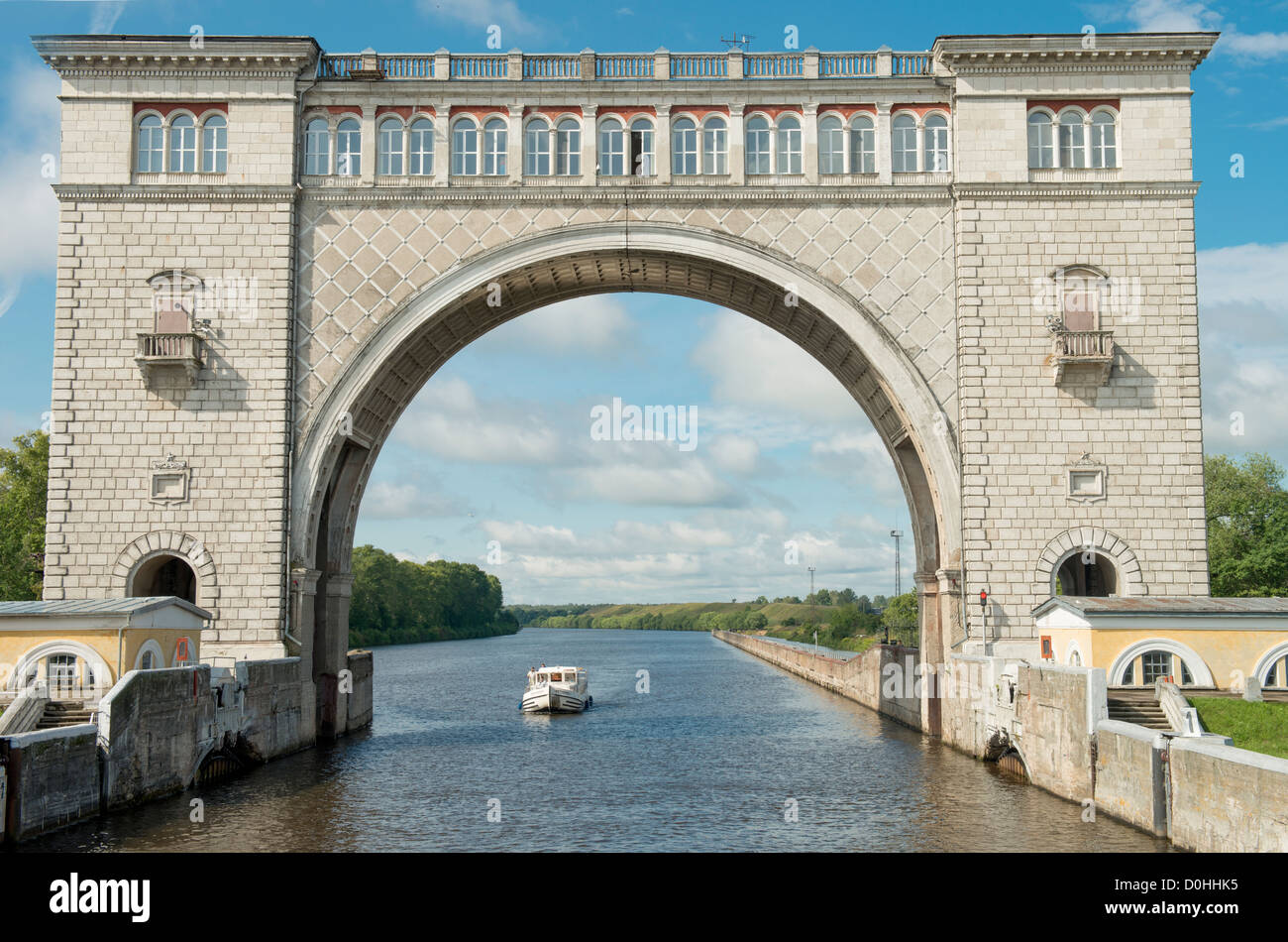 River lock on the Moscow canal. Taken on July 2012 Stock Photo - Alamy