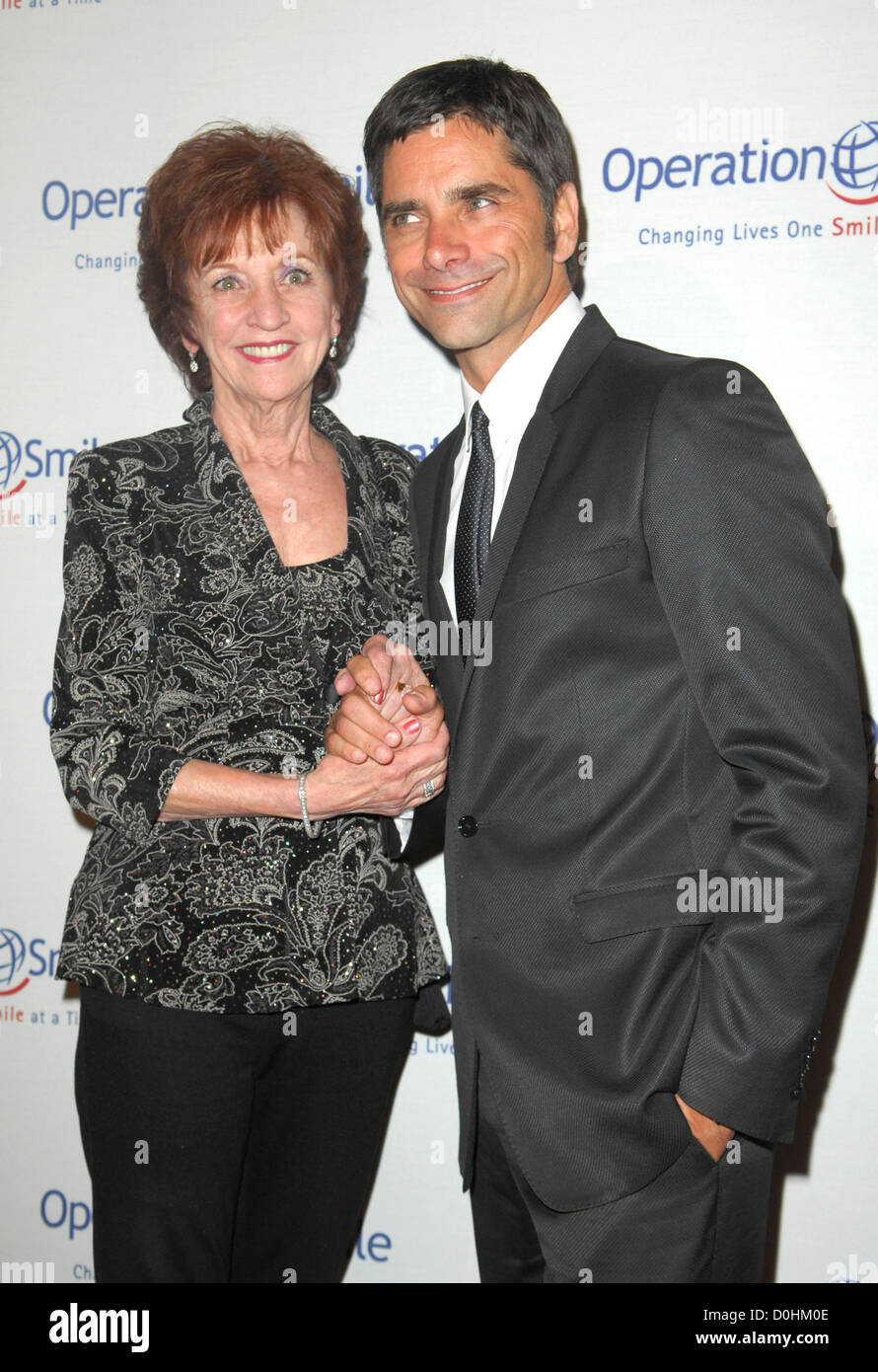 John Stamos and his mother Loretta Operation Smile's 2010 Smile Gala ...