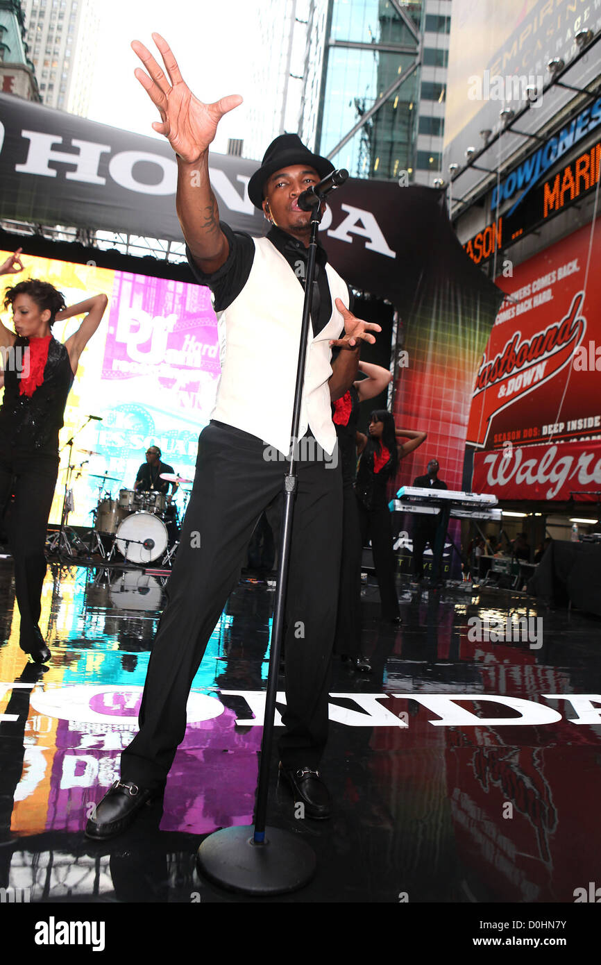 Ne-Yo Island Def Jam Rocks Times Square for Children's Miracle Network ...