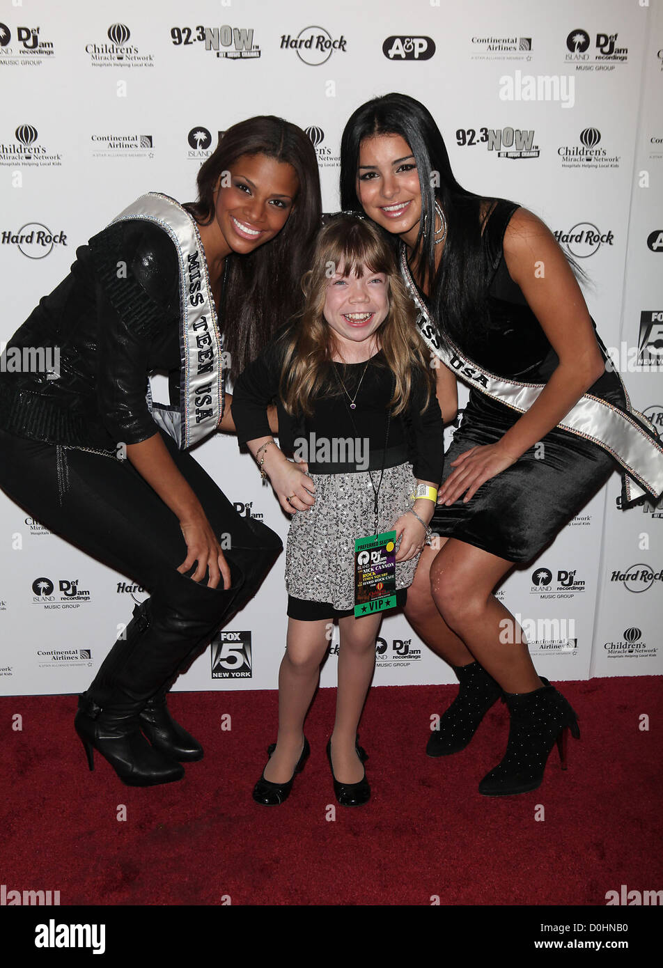 Kamie Crawford Alena Galan Rima Fakih Island Def Jam Rocks Times Square ...