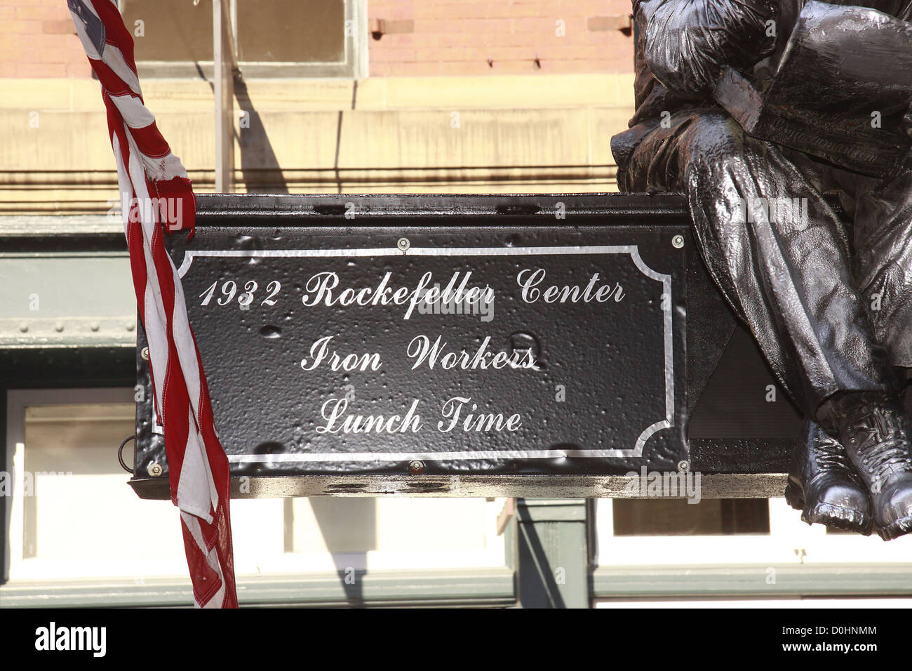 A 2001 sculpture of 'The 1932 Rockefeller Center Iron Workers at Lunch ...