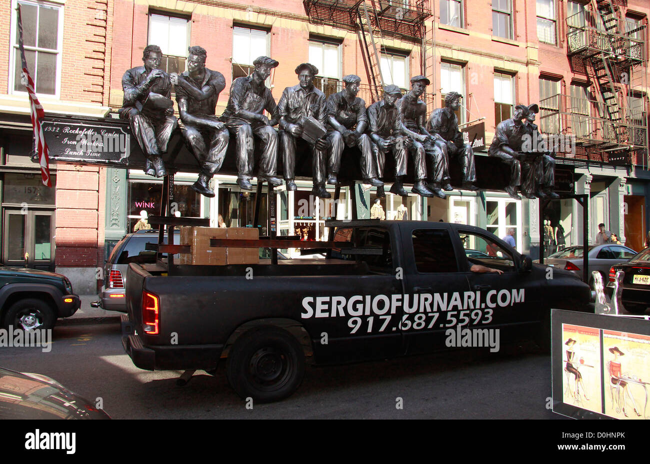 A 2001 sculpture of 'The 1932 Rockefeller Center Iron Workers at Lunch ...