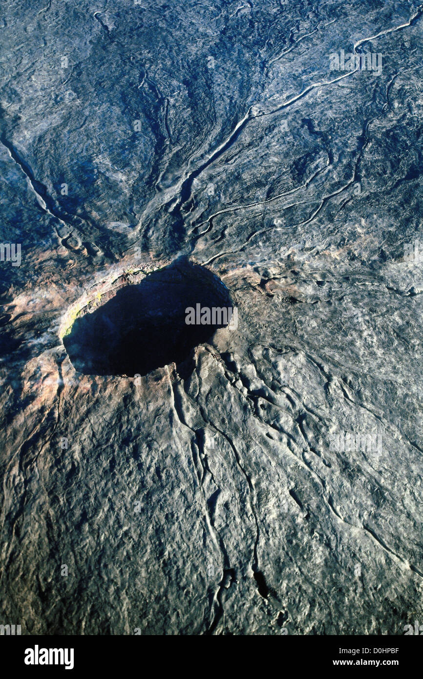 Aerial View of Mauna Ulu Crater Stock Photo - Alamy