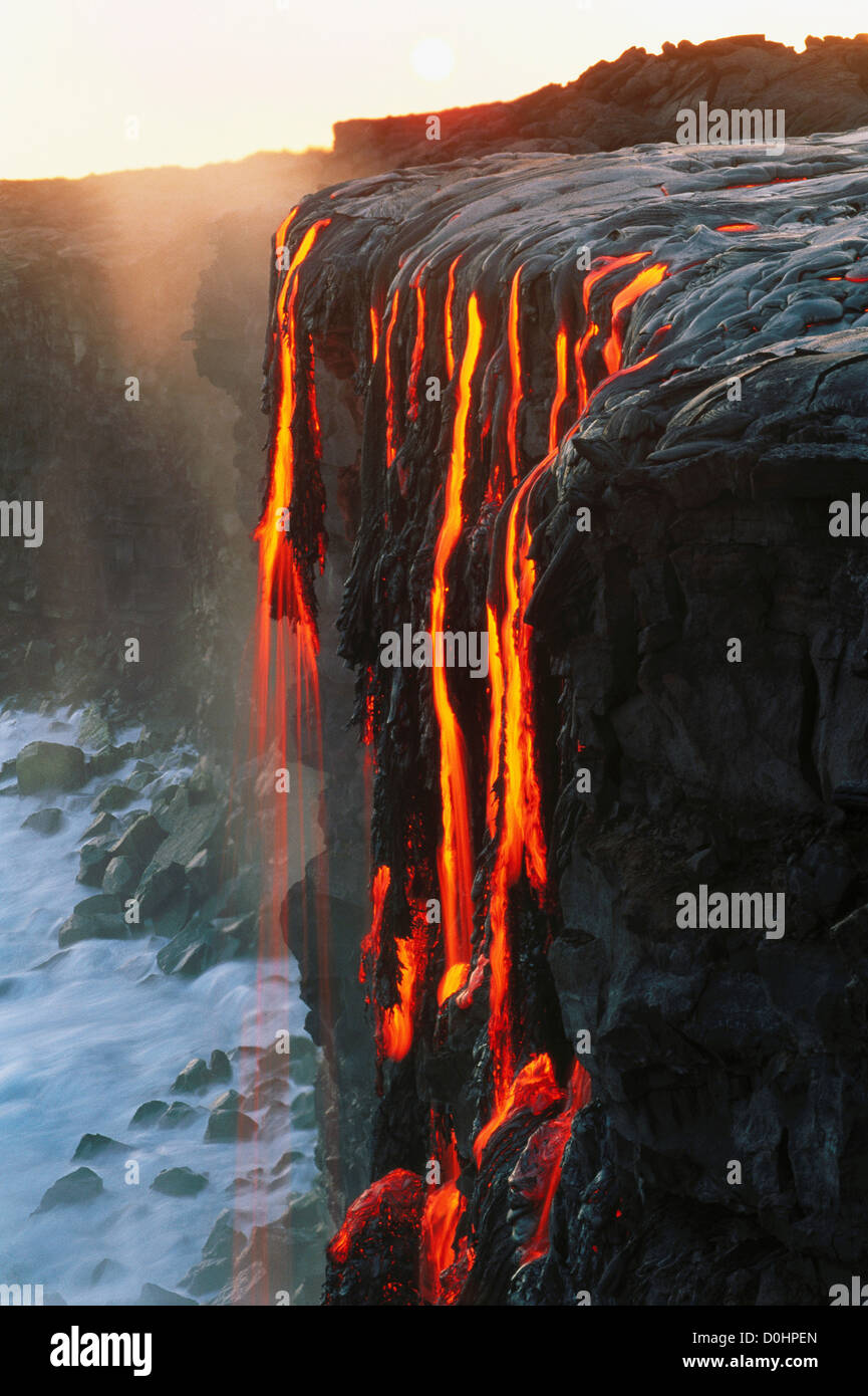Streams of Lava Flow into the Pacific Ocean Stock Photo - Alamy
