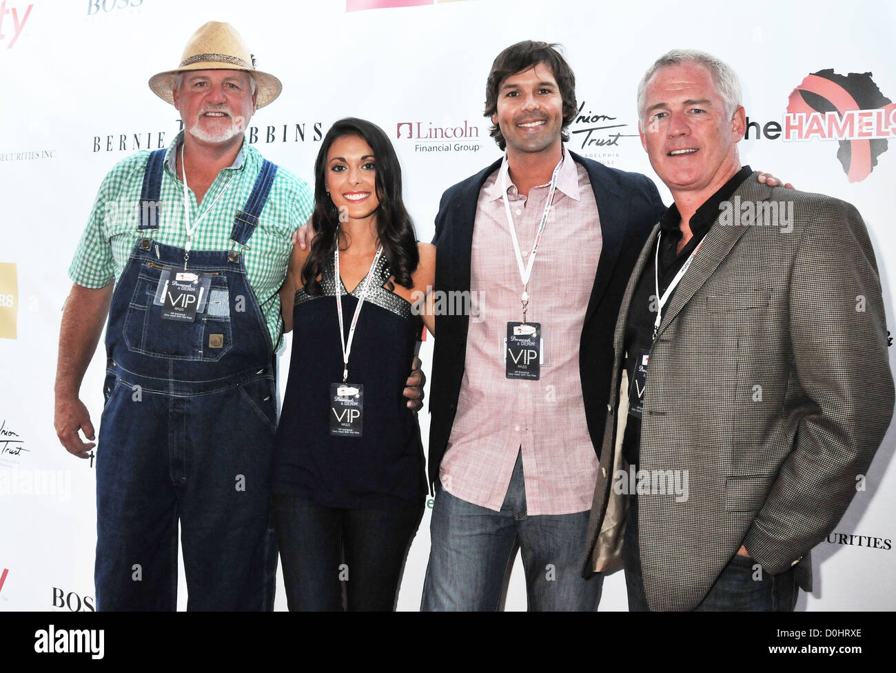 Heidi Hamels And Jen Utley