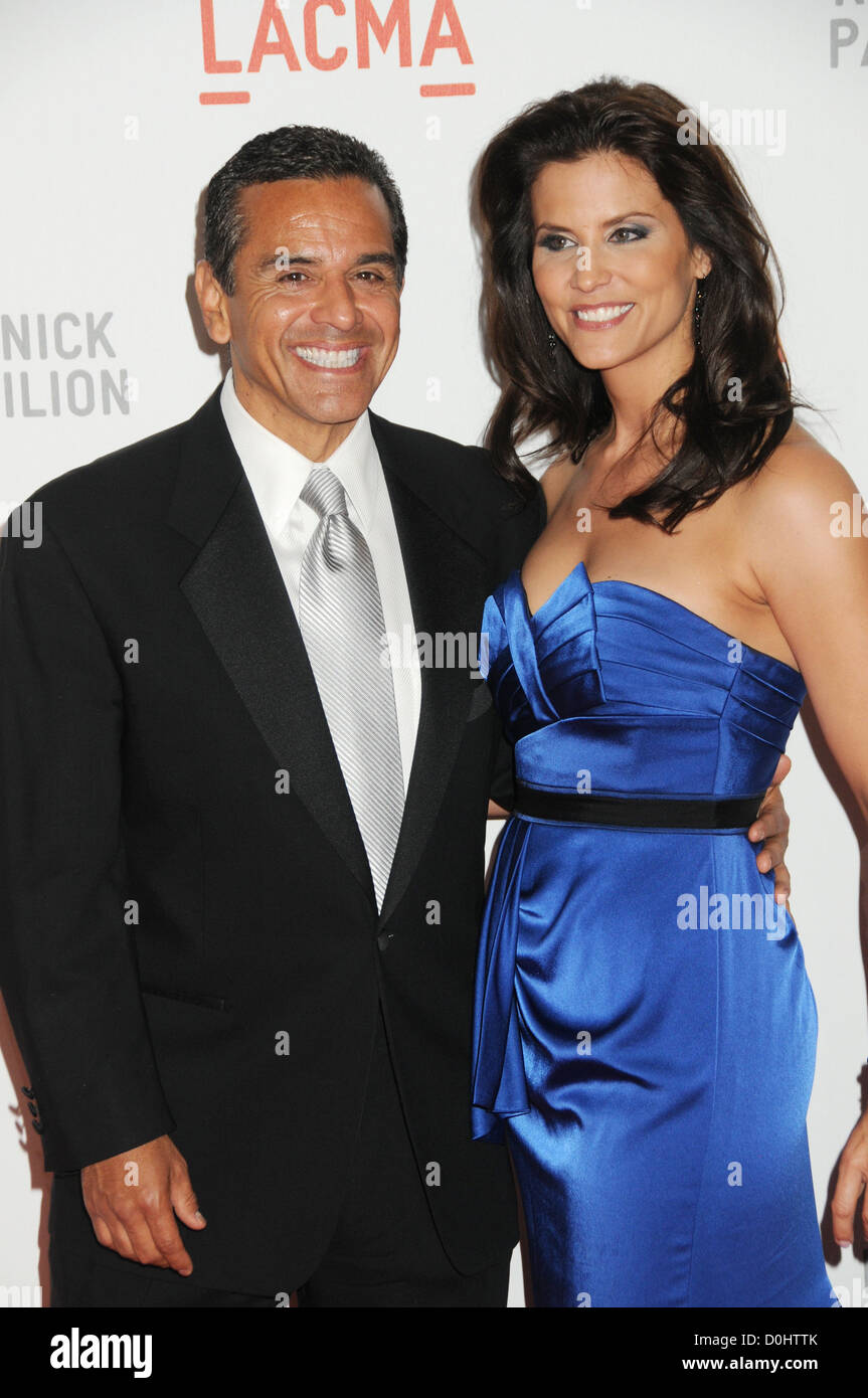 Roma Downey and Mark Burnett Opening Gala and unmasking of the Resnick Pavilion LACMA (the Los ...