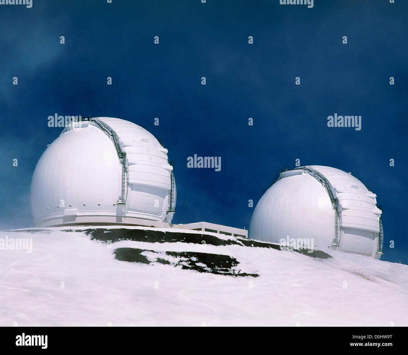 The Keck Observatory Atop Snow-Covered Mauna Kea, Hawaii Stock Photo ...