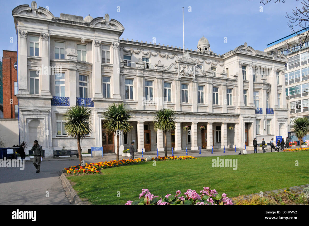 Queen Mary University Of London High Resolution Stock Photography and ...