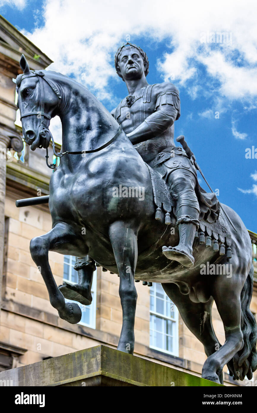 17th century restoration monument hi-res stock photography and images ...