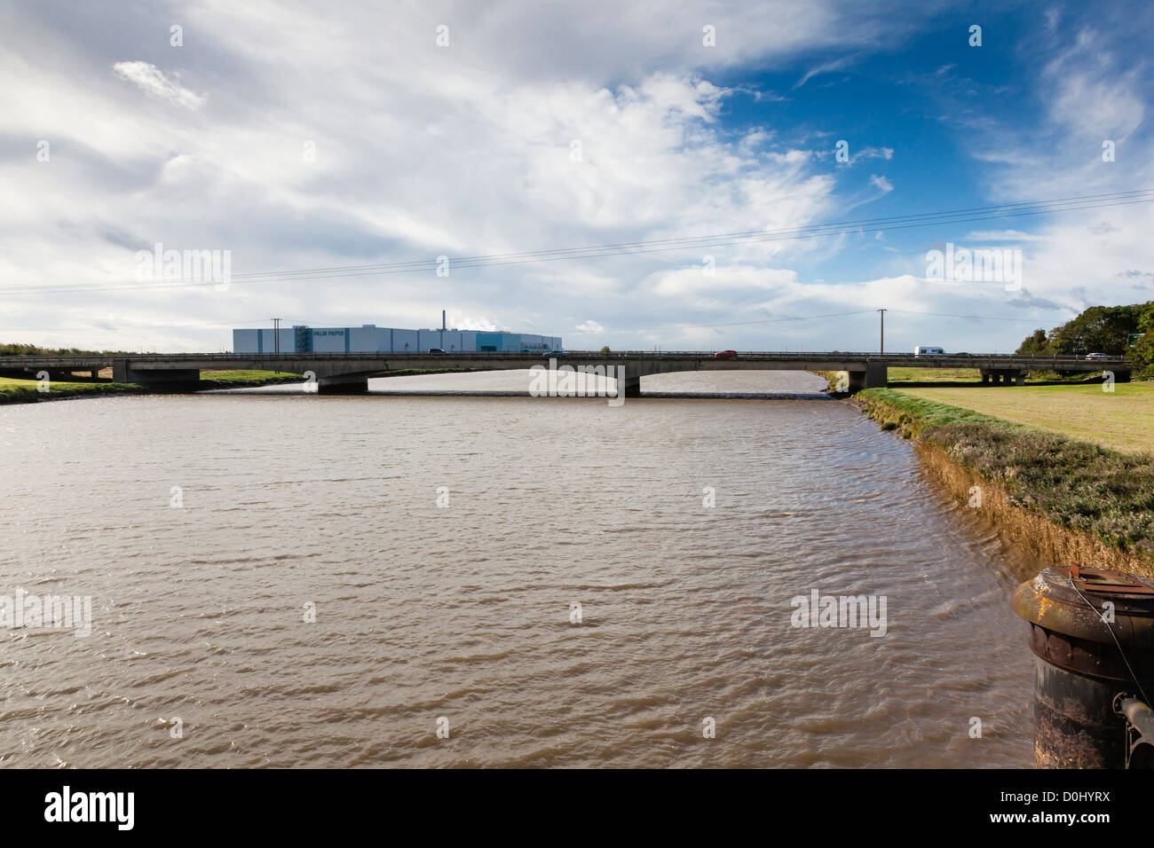 View up the River Great Ouse at Kings Lynn, towards the paper mill and ...