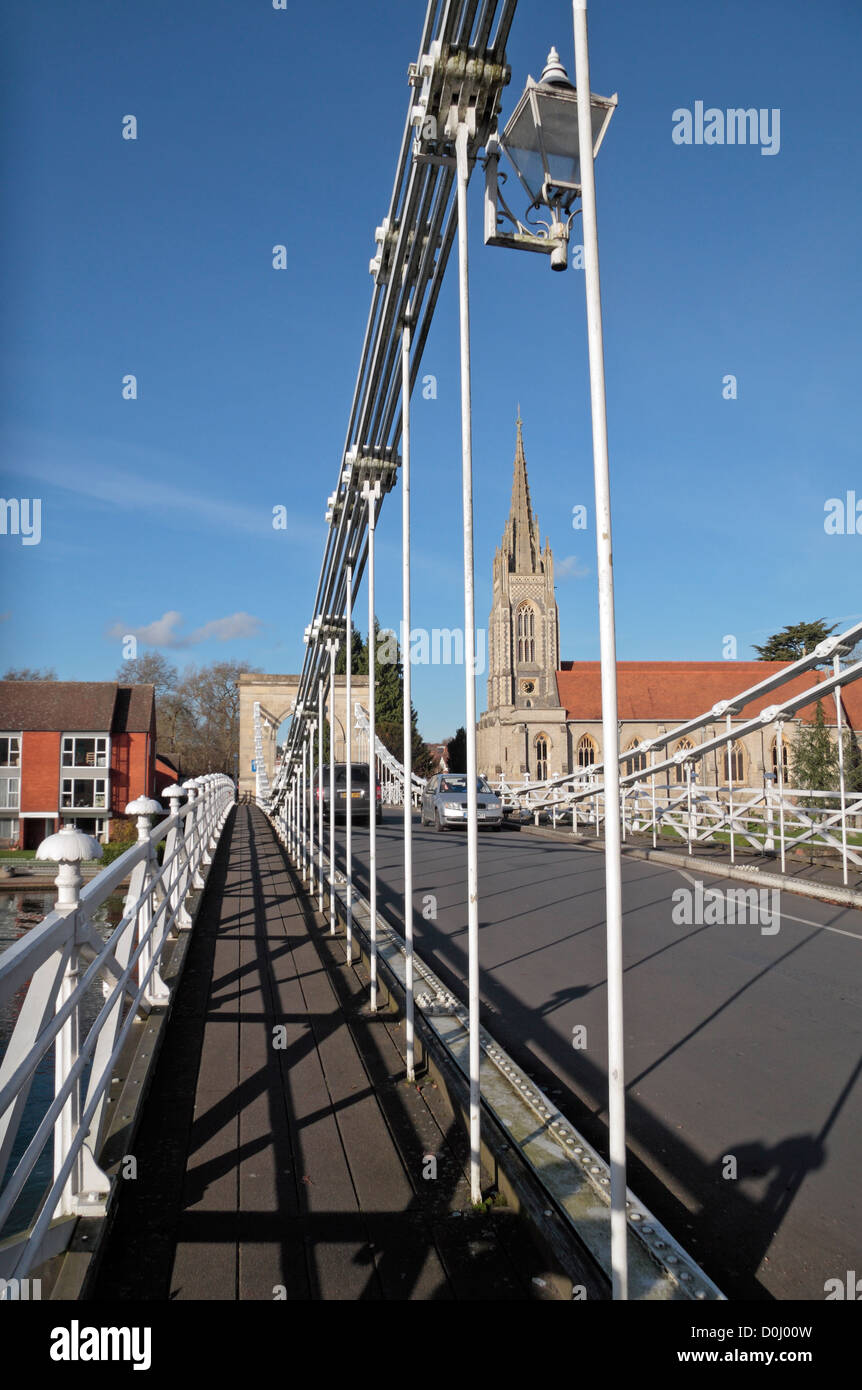 Marlow Bridge and All Saints Parish Church in Marlow, Buckinghamshire ...
