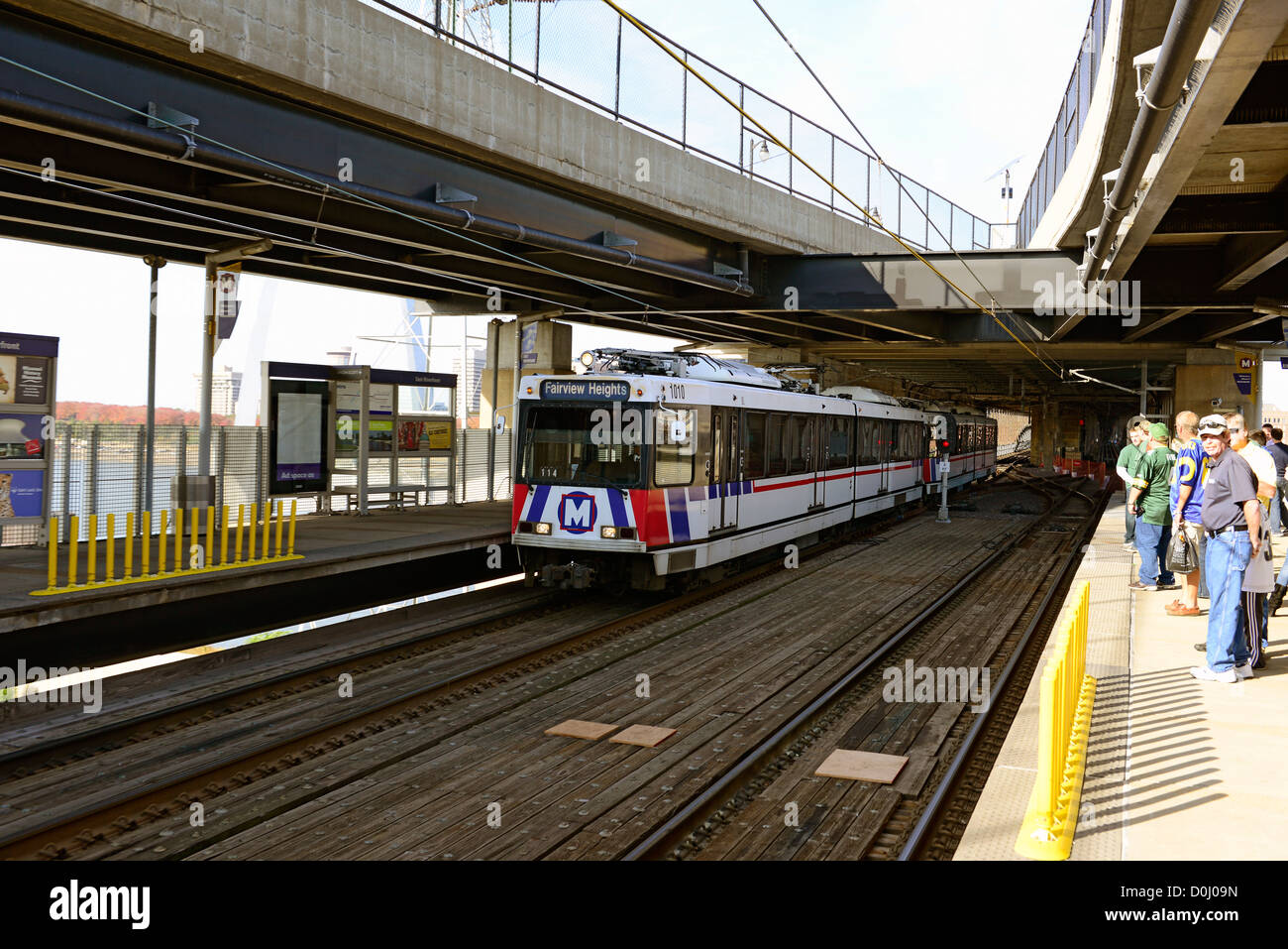 Mass Transit for Commuters St. Louis Missouri Stock Photo - Alamy