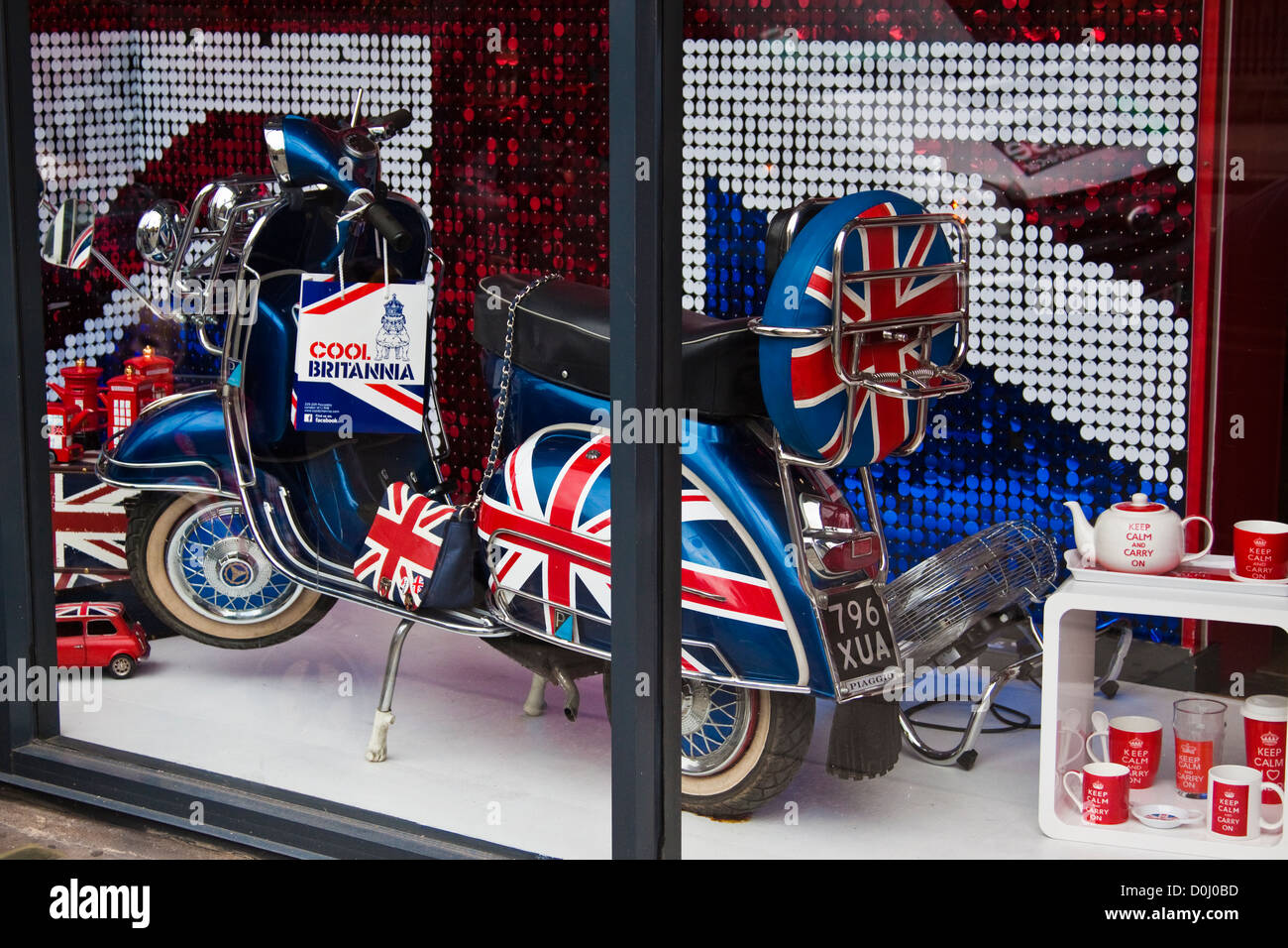 Cool britannia hi-res stock photography and images - Alamy
