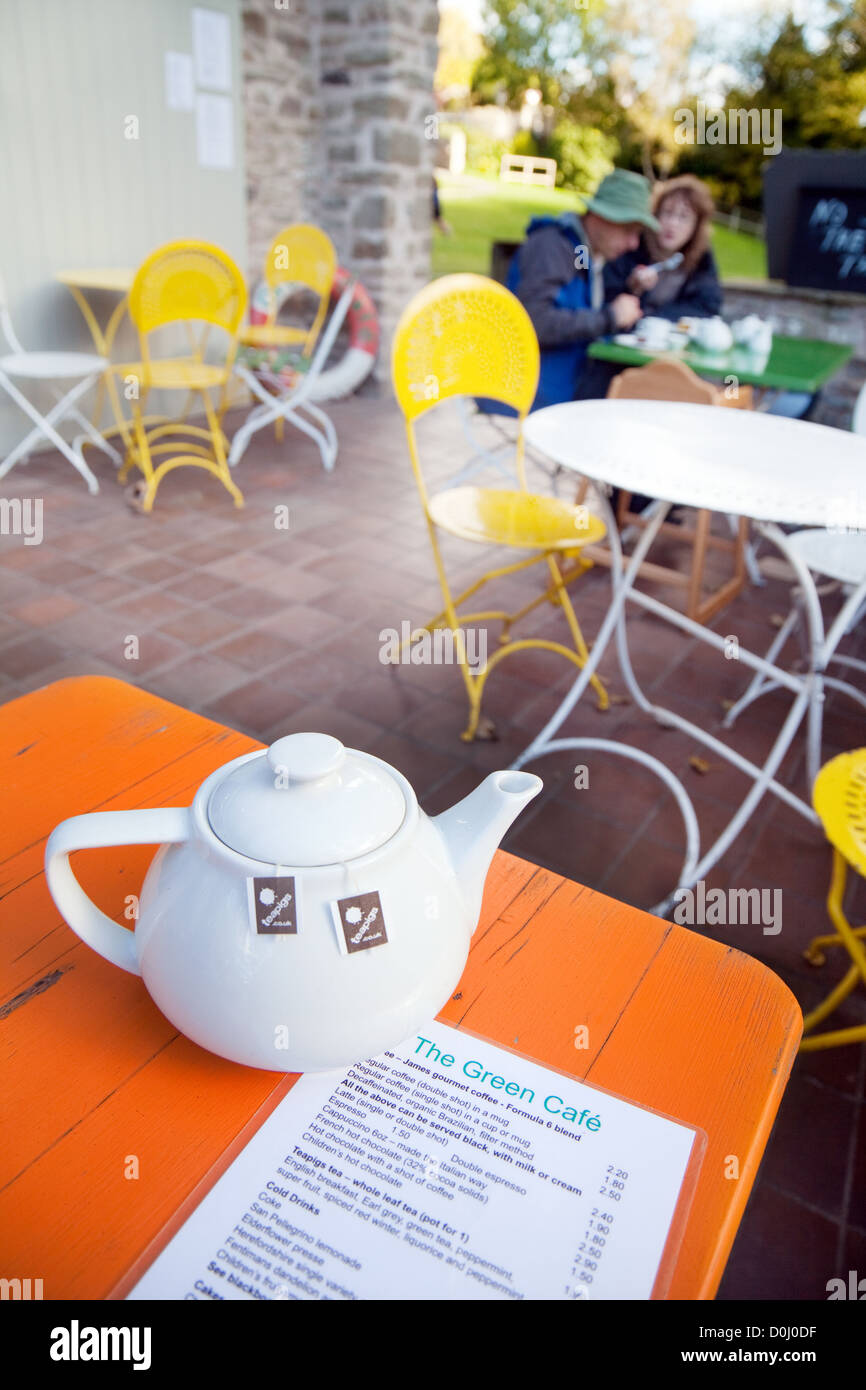Ludlow green cafe hi-res stock photography and images - Alamy