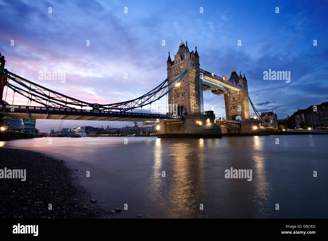 English view bridge east hi-res stock photography and images - Alamy