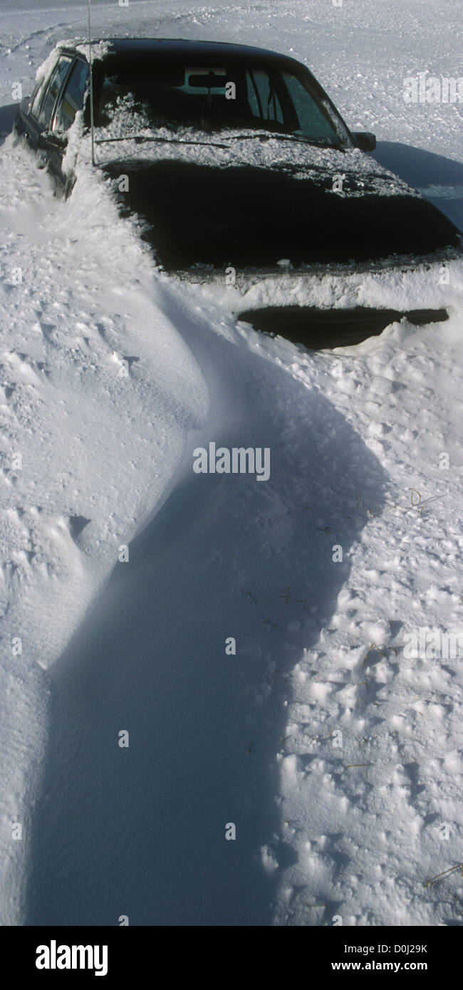 Buried car hi-res stock photography and images - Alamy