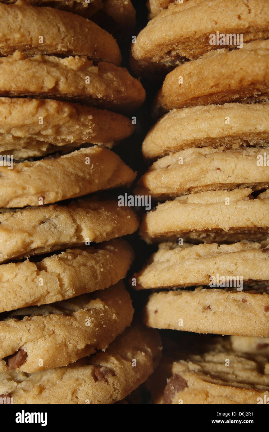 Rows chocolate chip cookie hi-res stock photography and images - Alamy
