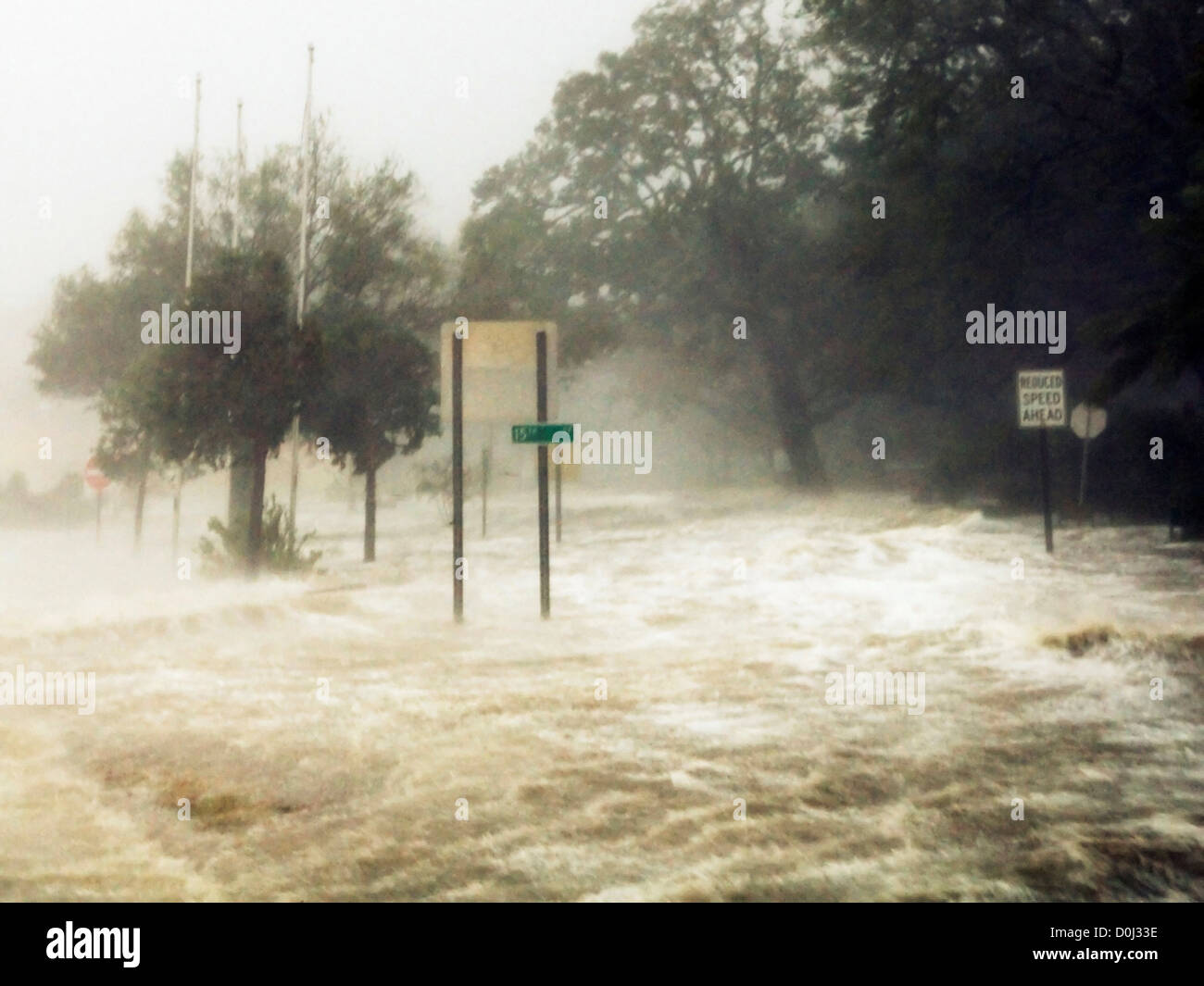 Hurricane Katrina Makes Landfall Stock Photo - Alamy