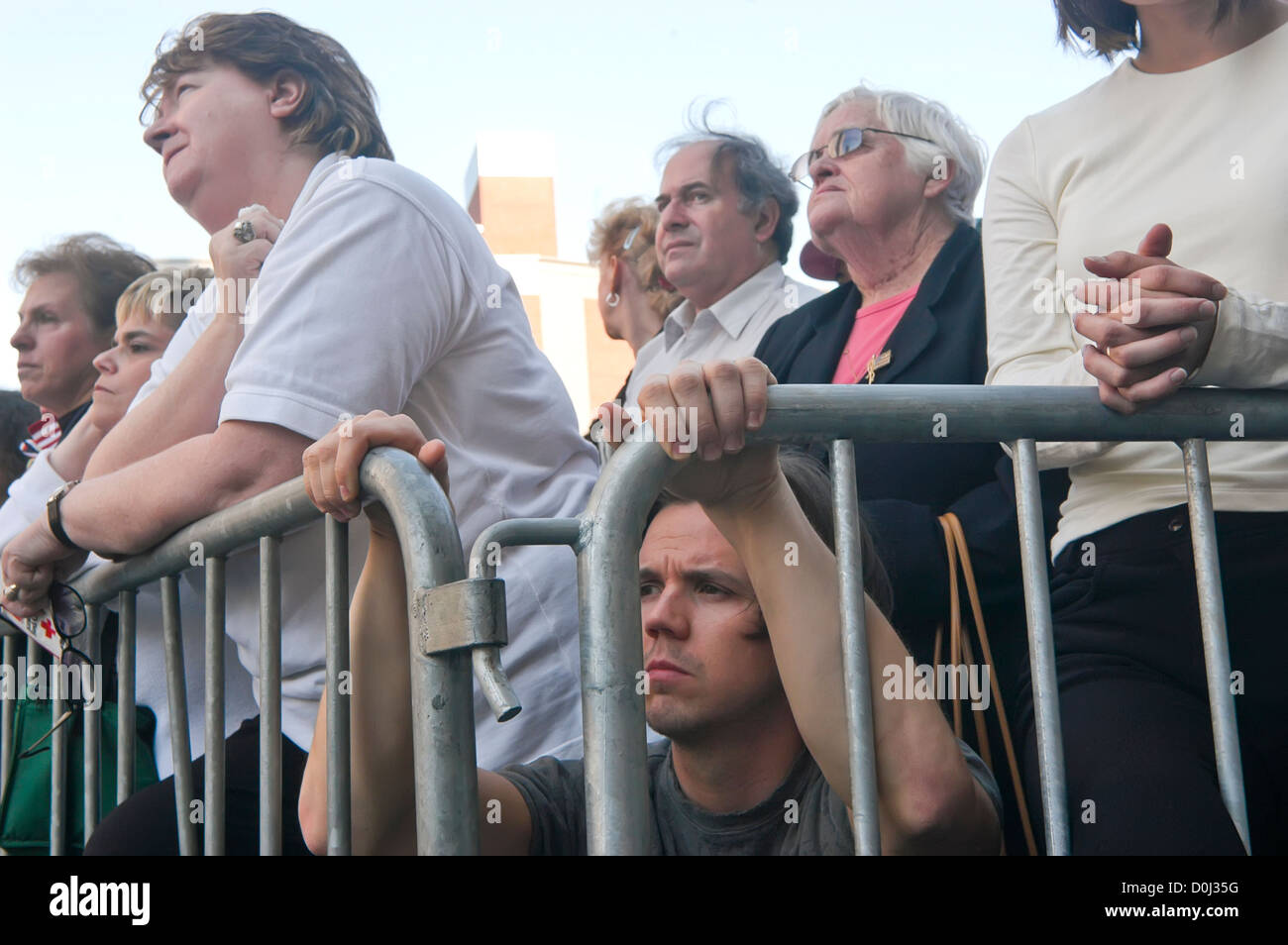 New York NY 11 September 2003 - New Yorkers gather at Ground Zero on ...