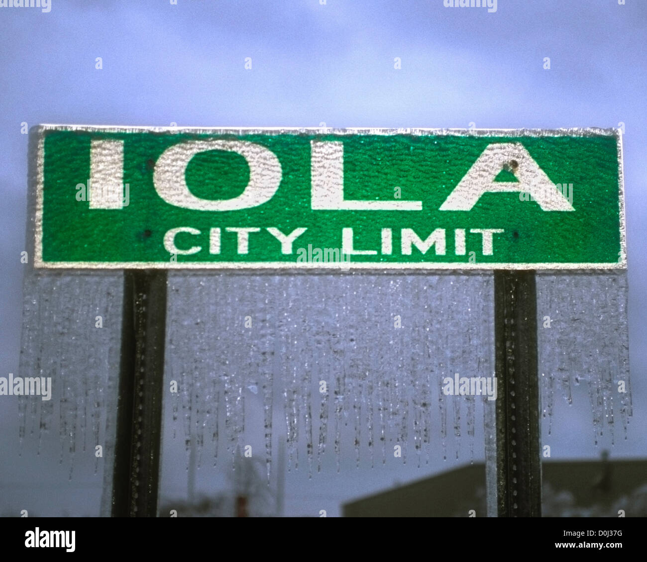 Dangle High Resolution Stock Photography and Images - Alamy