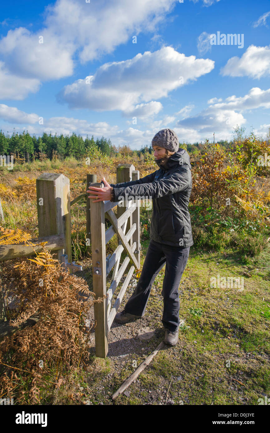 Opening gate hi-res stock photography and images - Alamy