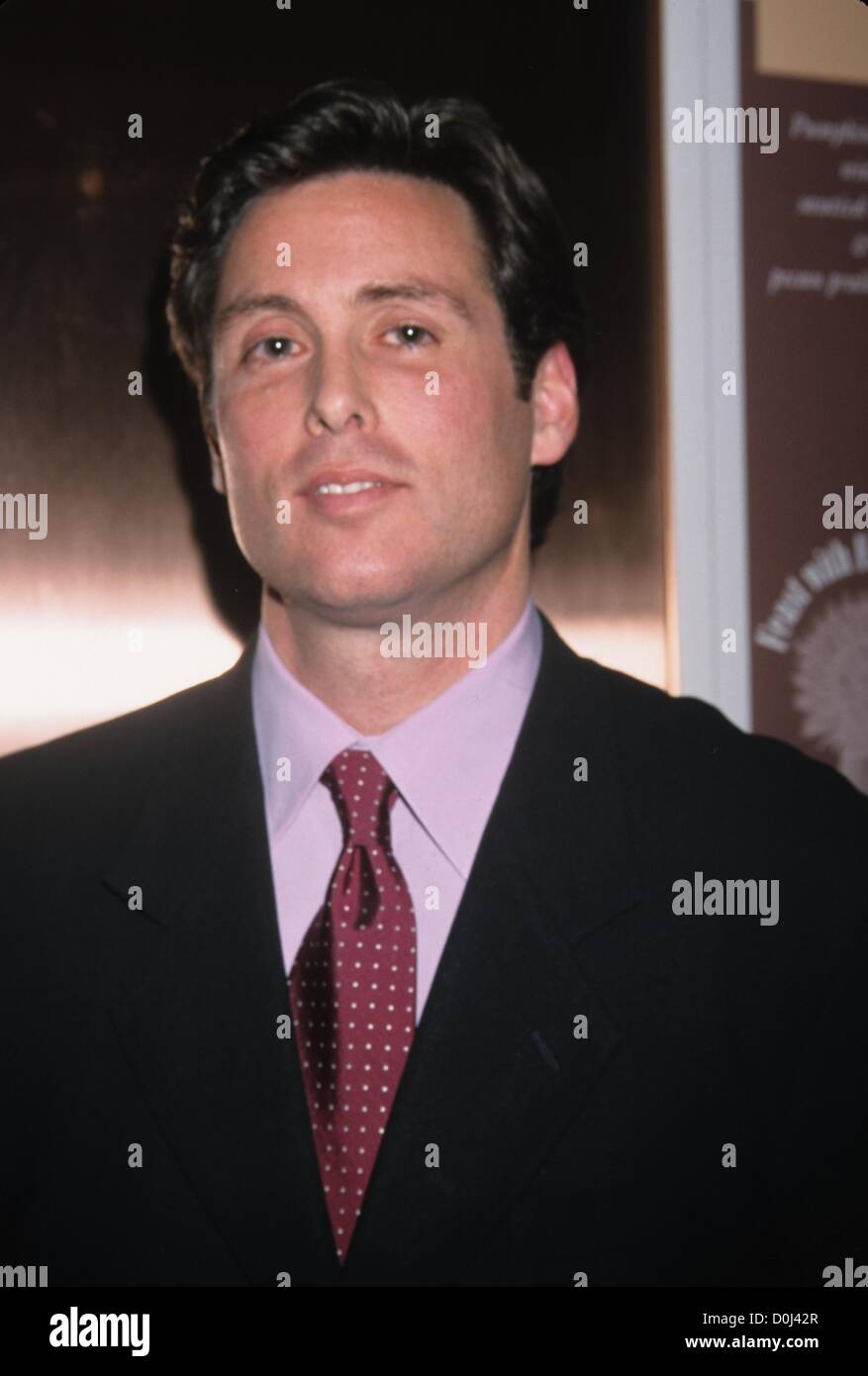TODD McDERMOTT.League for the hard of hearing benefit in New York 2001.k23122rhart.(Credit Image ...