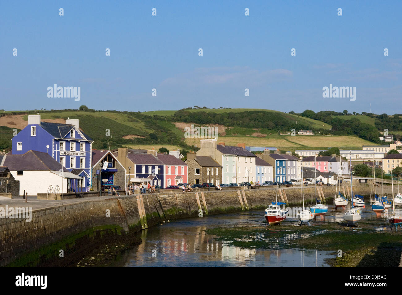 Houses on the harbour front at Aberaeron Stock Photo - Alamy
