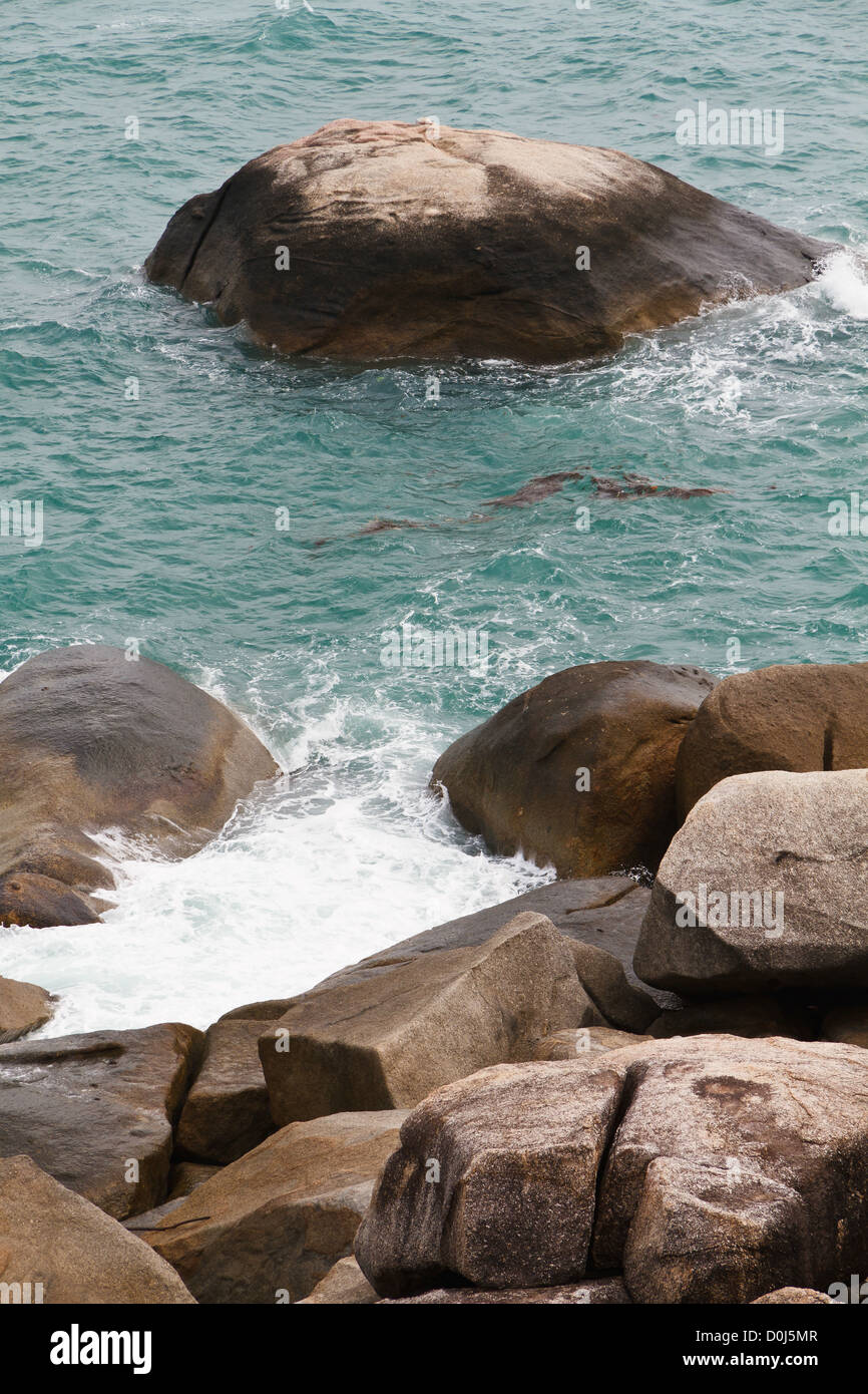 Rocks in the Ocean on Lamai Beach on Ko Samui, Thailand Stock Photo - Alamy