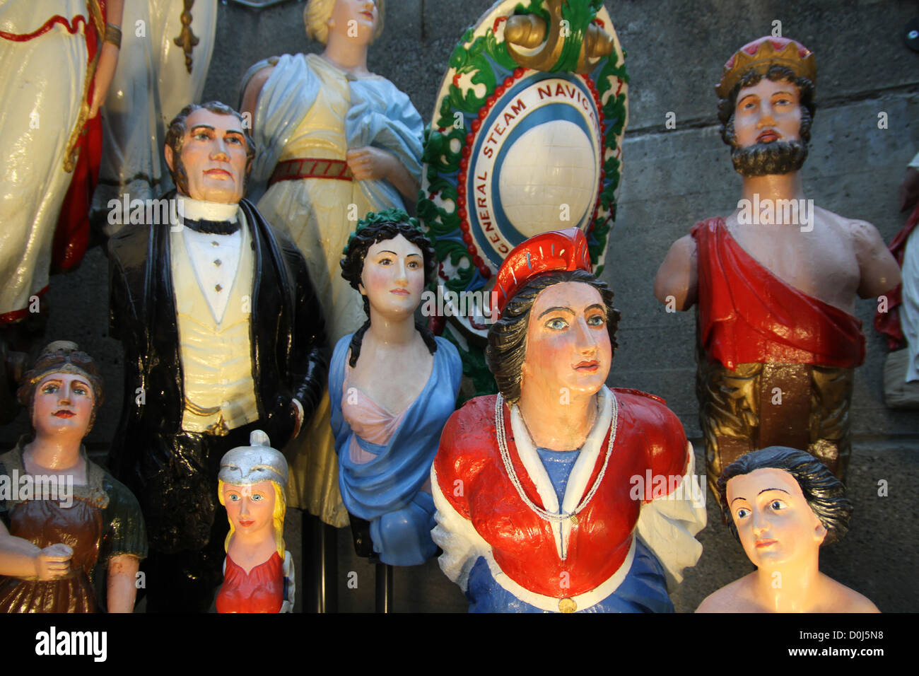 Ships figurehead collection hi-res stock photography and images - Alamy