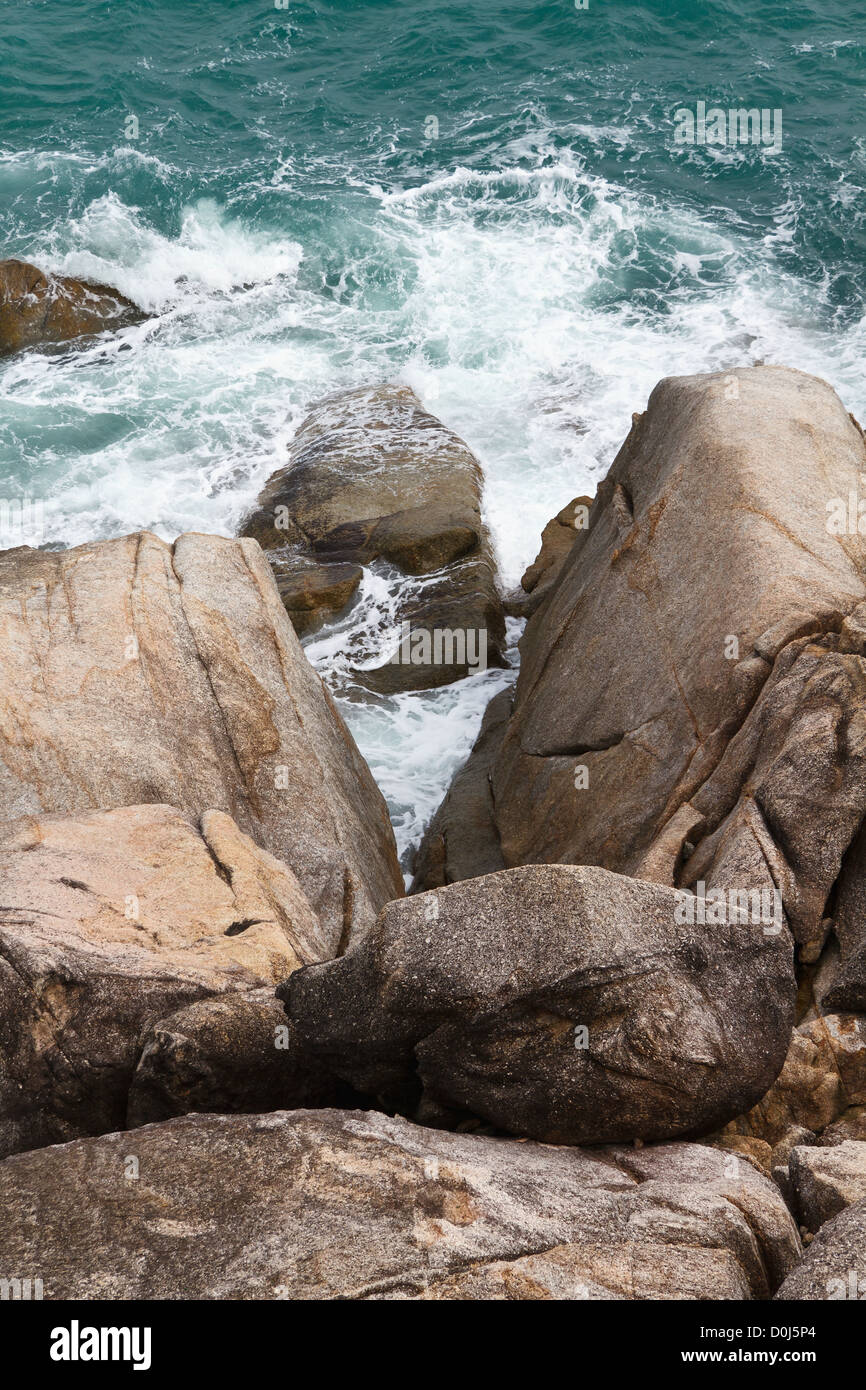 Rocks in the Ocean on Lamai Beach on Ko Samui, Thailand Stock Photo - Alamy