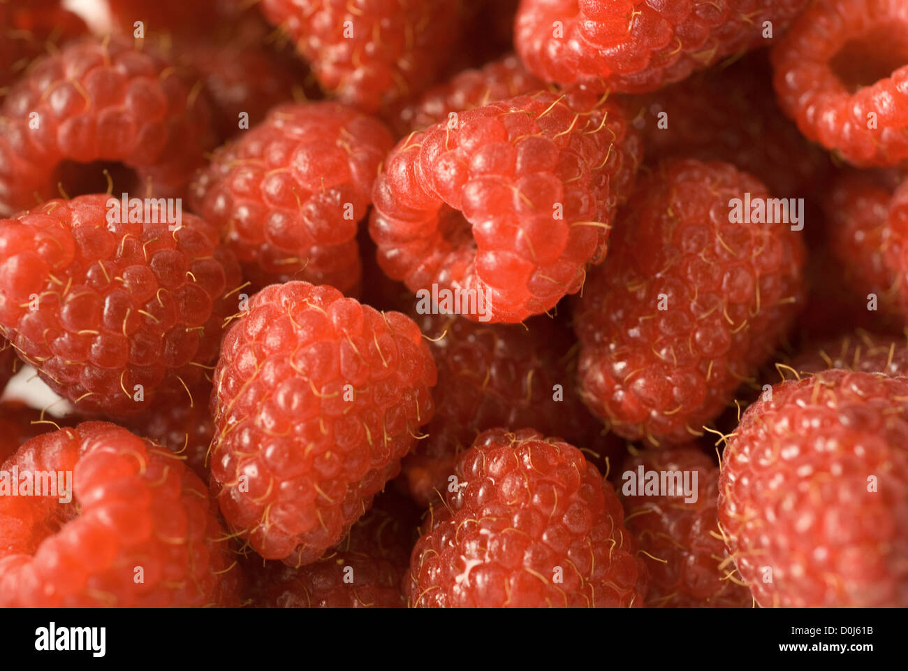 Raspberry bunch hi-res stock photography and images - Alamy