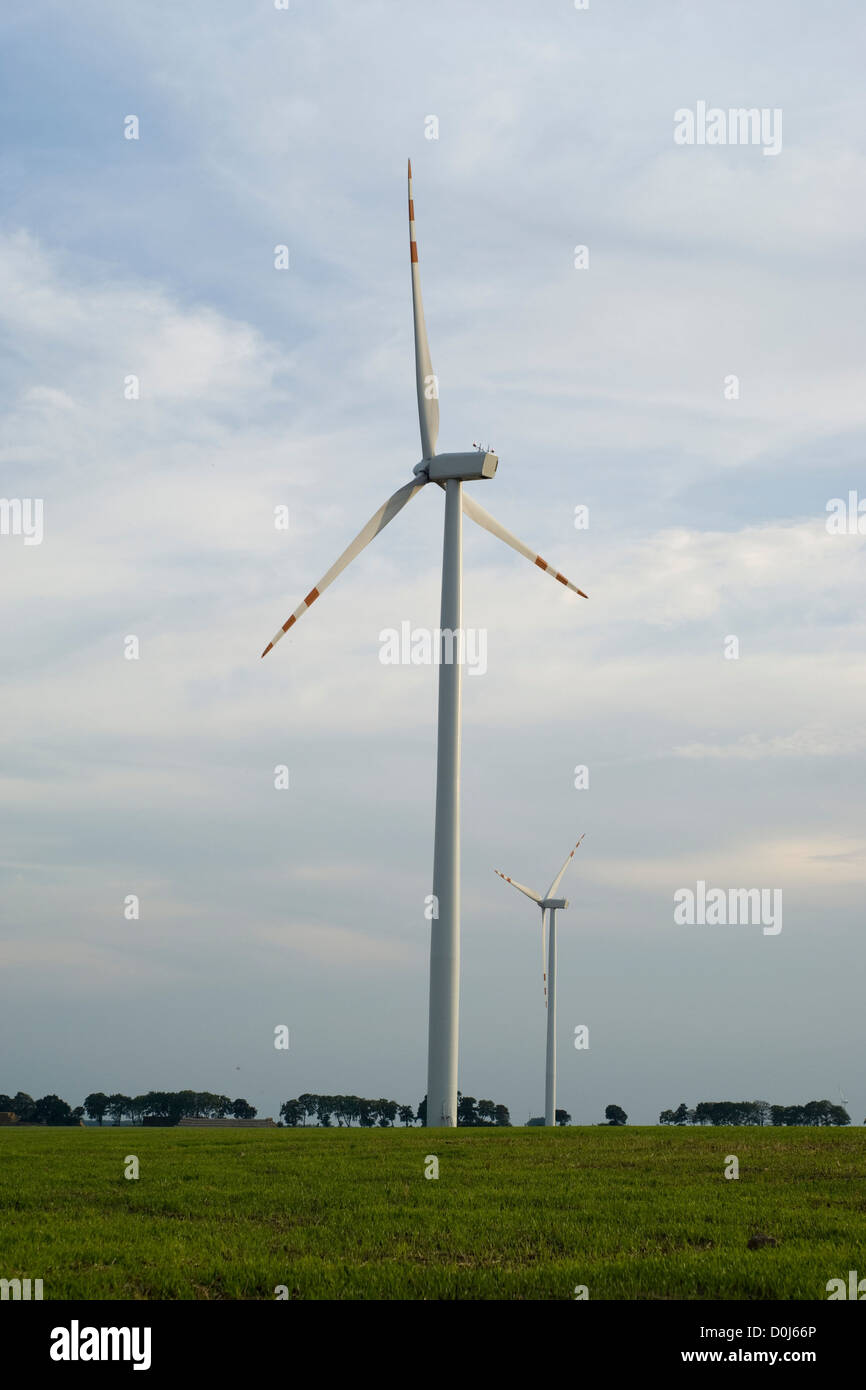 Ecological windfarm hi-res stock photography and images - Alamy