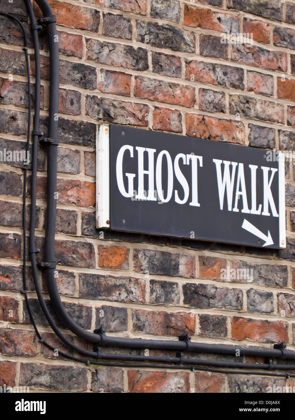 Ghost sign uk hi-res stock photography and images - Alamy