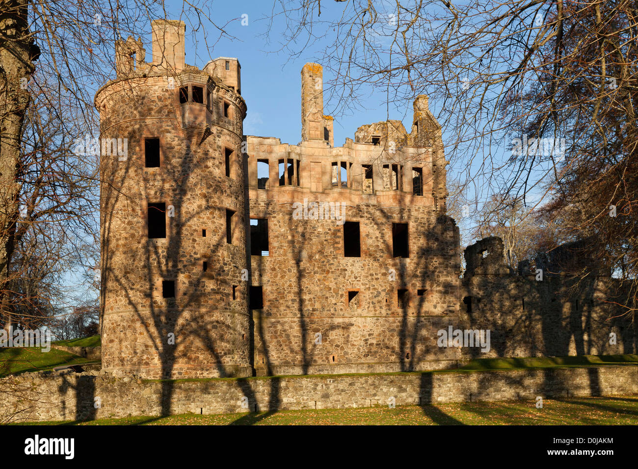 Huntly castle hi-res stock photography and images - Alamy