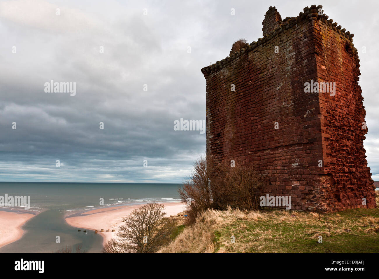 Red castle hi-res stock photography and images - Alamy
