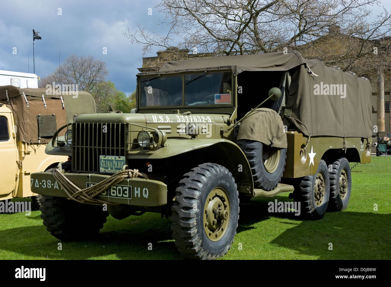 Uk army transport lorry hi-res stock photography and images - Alamy