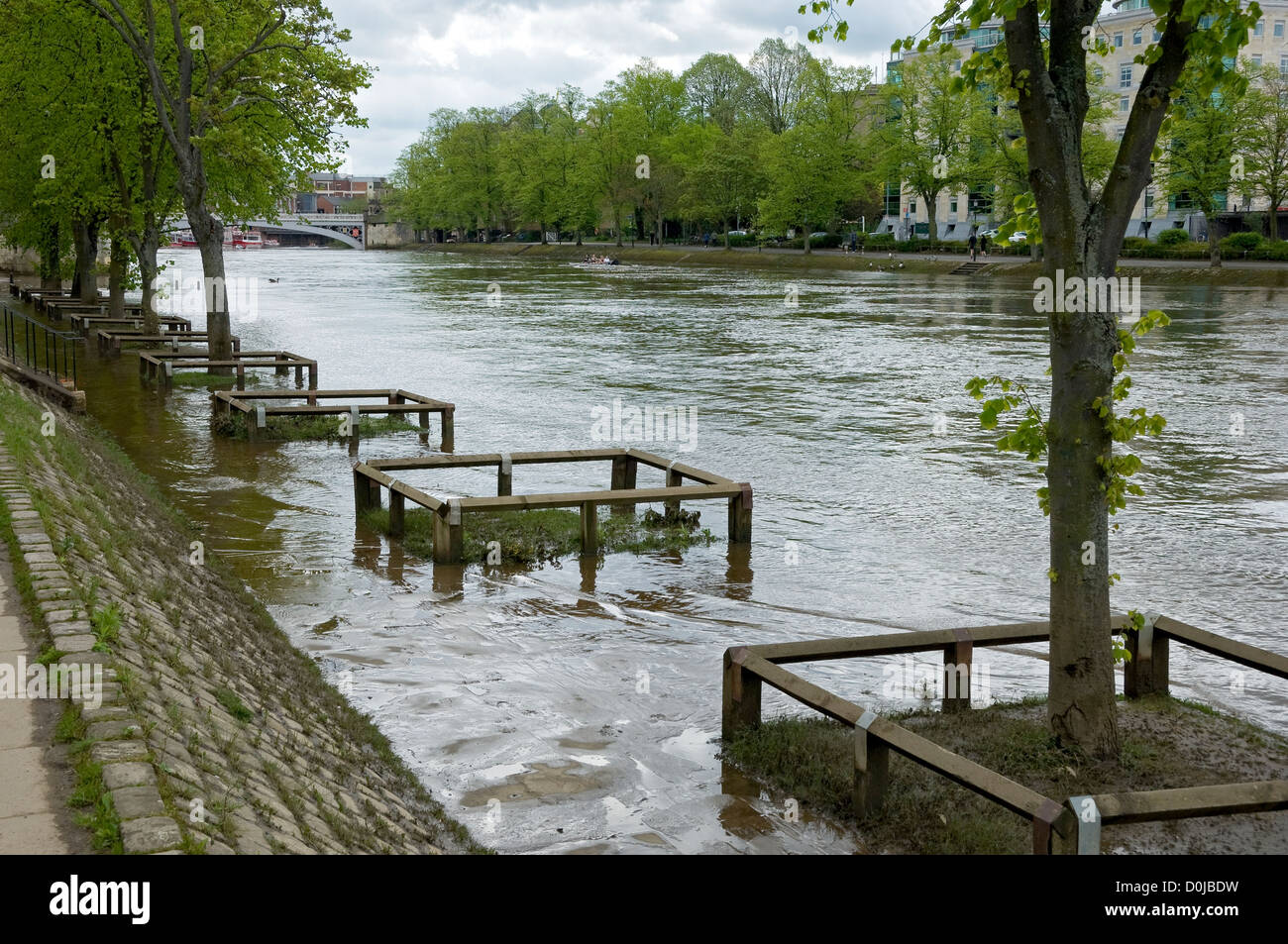 Flood defence embankment hi-res stock photography and images - Alamy