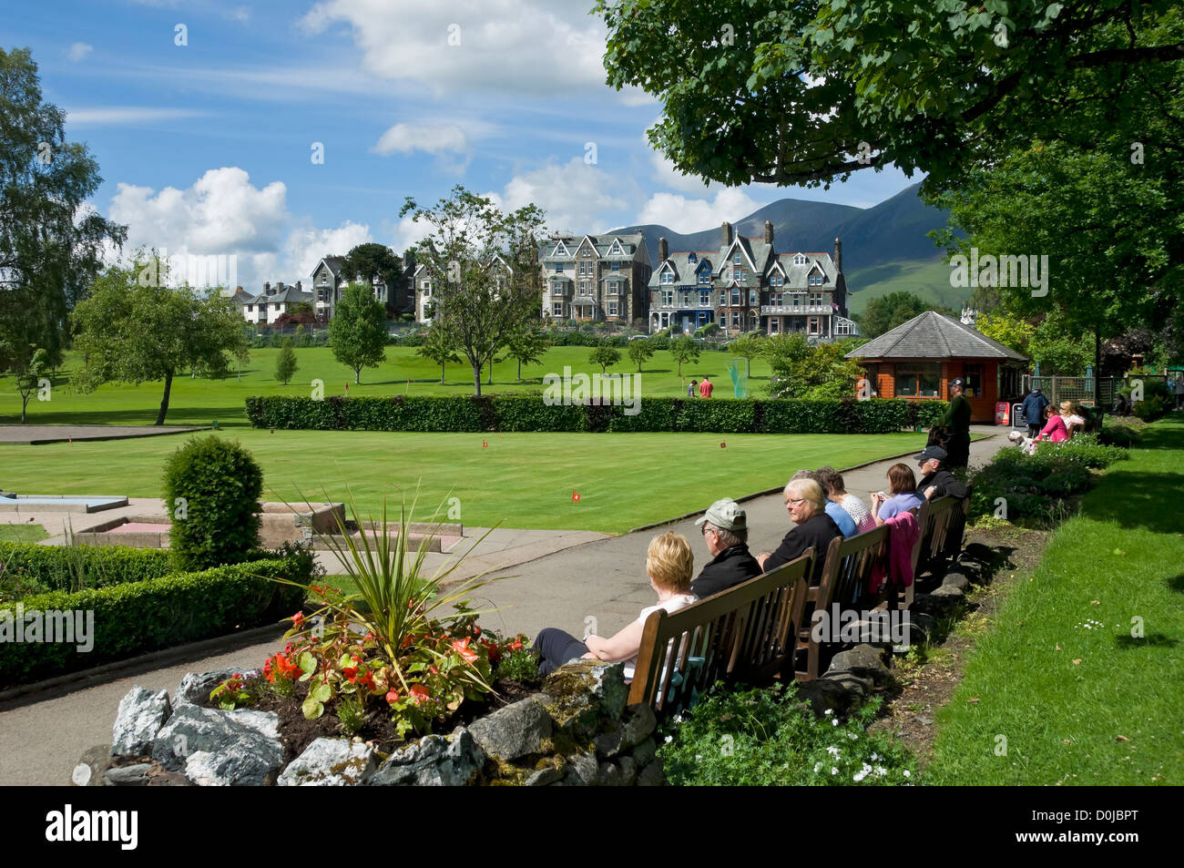 People enjoying the view at Hope Park and gardens Stock Photo - Alamy