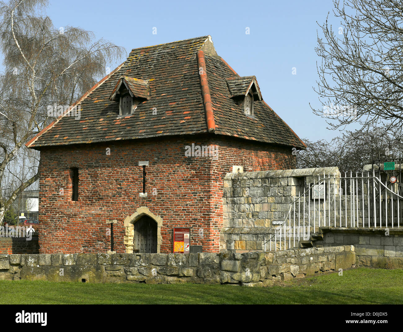 Red tower york hi-res stock photography and images - Alamy