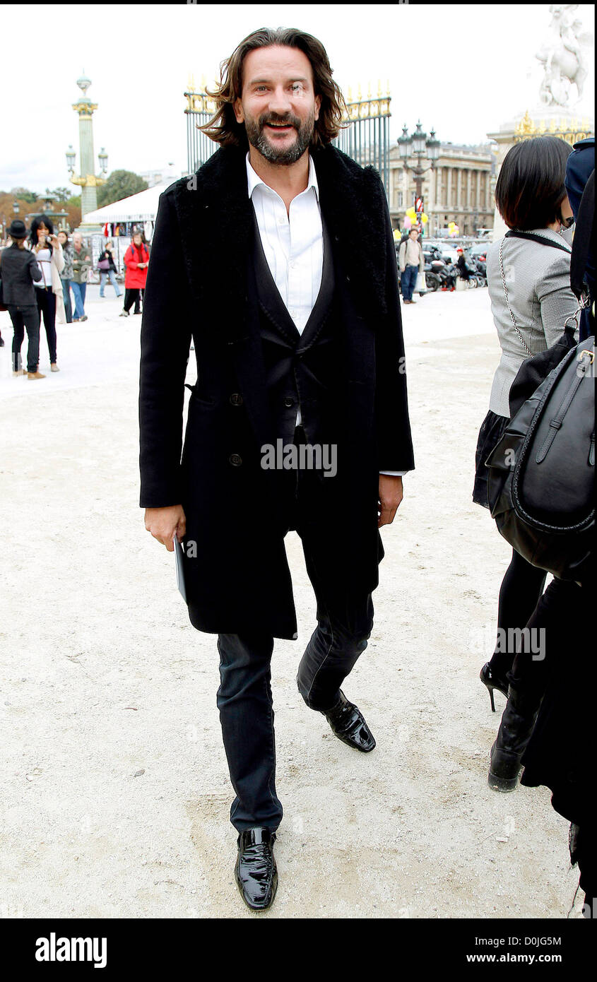 Frederic Beigbeder Paris Fashion Week Ready to Wear Spring/Summer 2011 ...