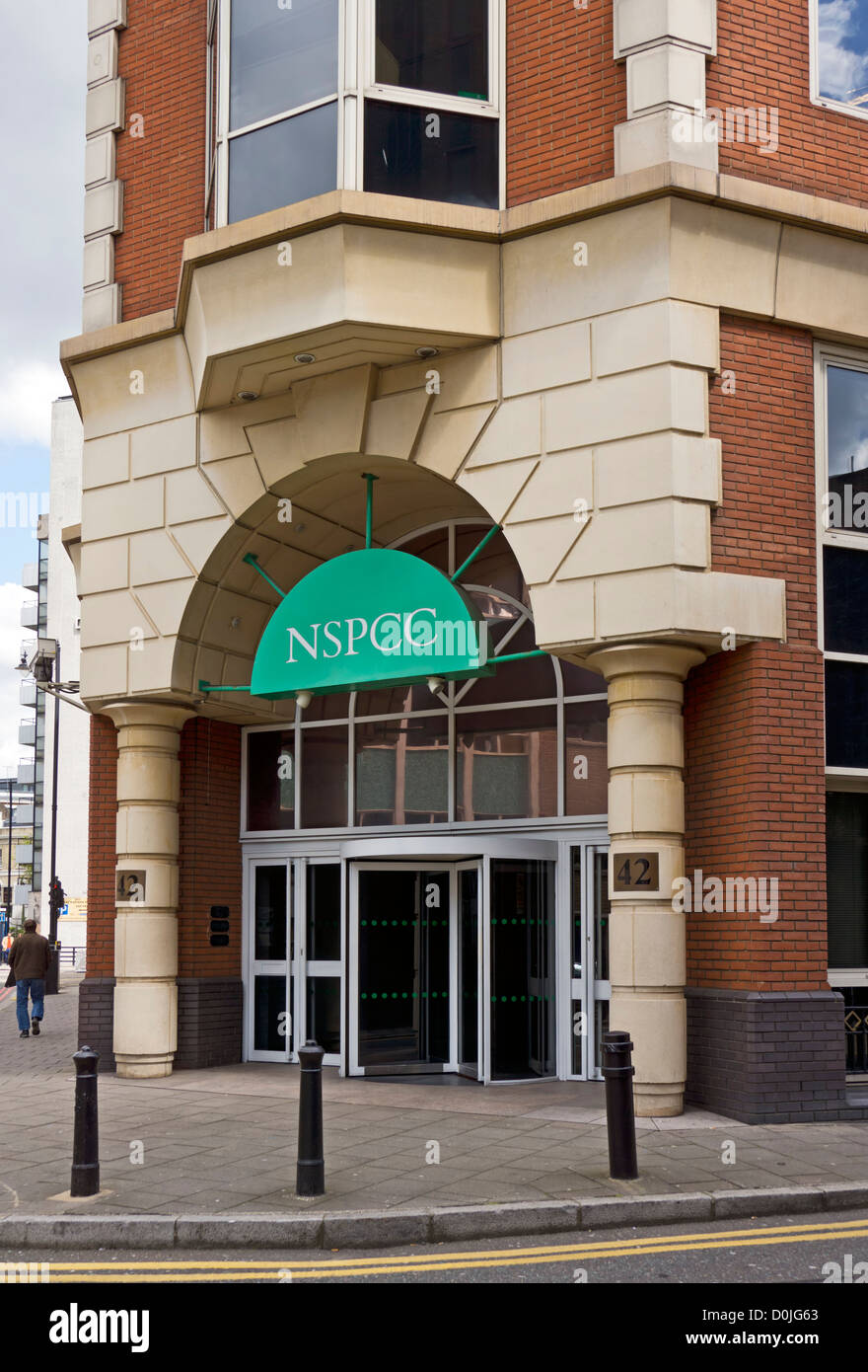 Nspcc building hi-res stock photography and images - Alamy