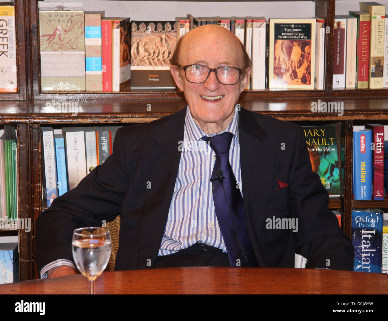 Ron moody hi-res stock photography and images - Alamy