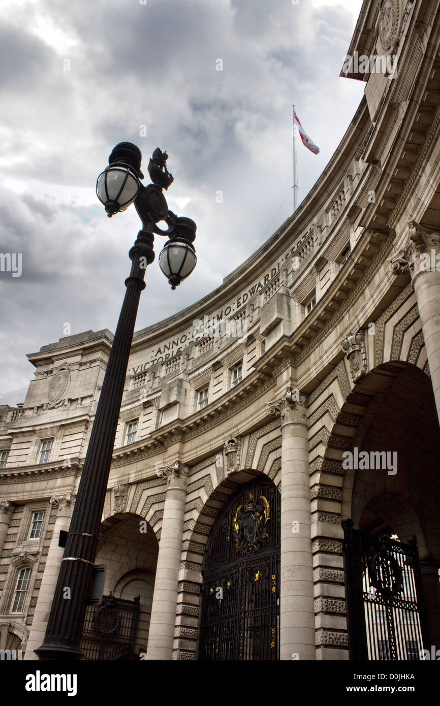 Admiralty pattern hi-res stock photography and images - Alamy