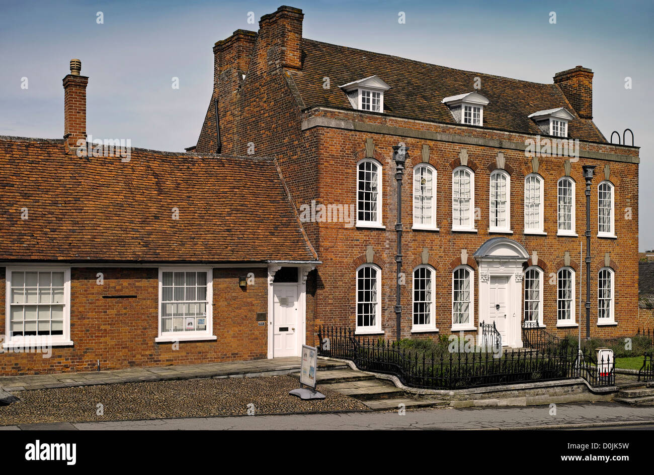 Clarence house exterior hi-res stock photography and images - Alamy