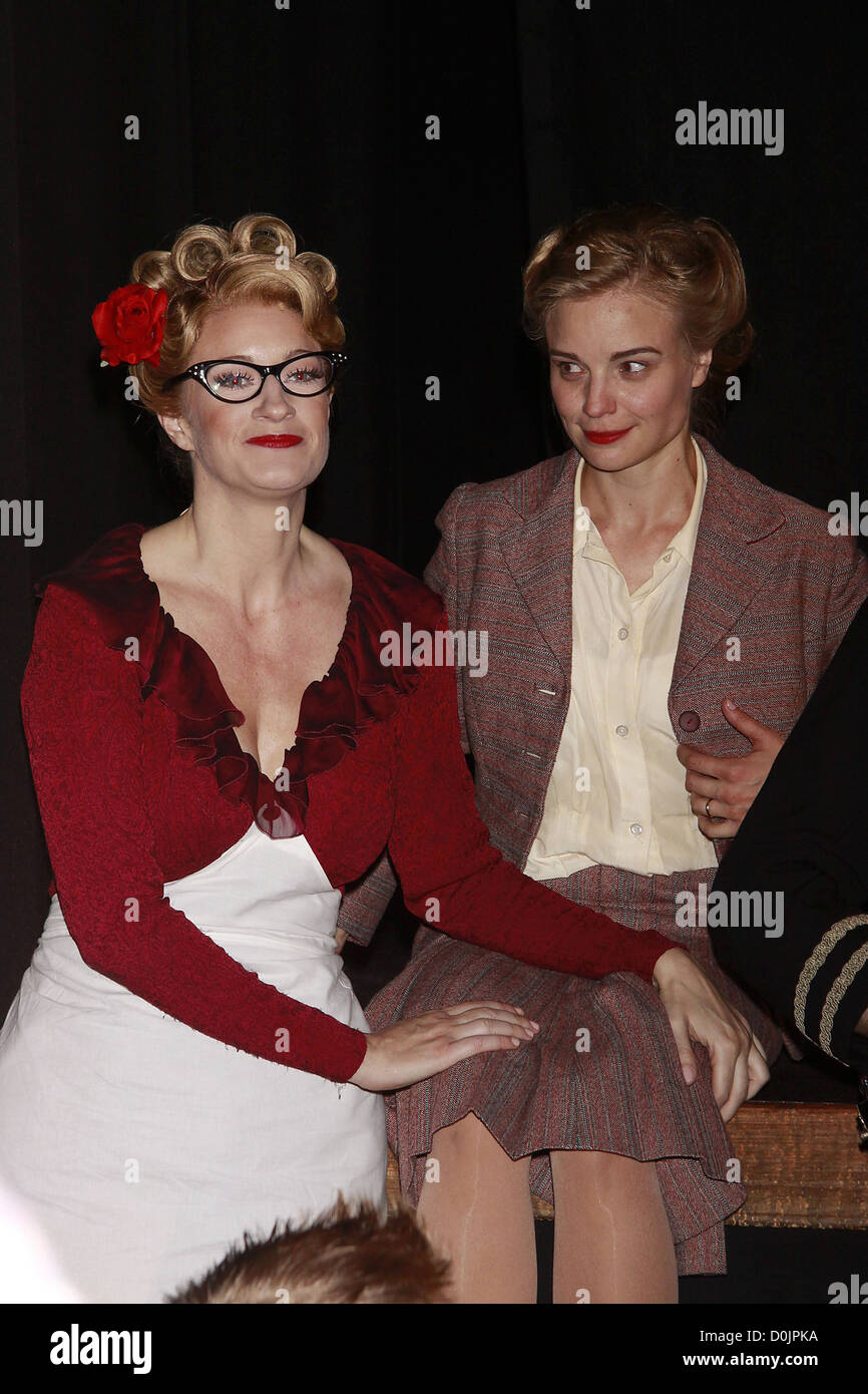 Annette mclaughlin and hannah hi-res stock photography and images - Alamy