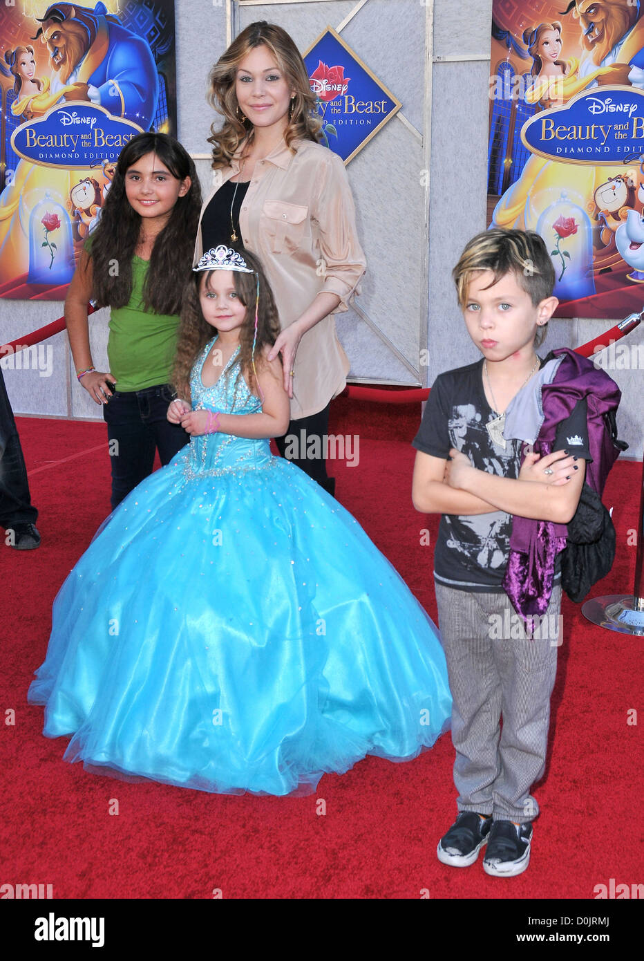 Shanna Moakler and children A Sing-A Long Premiere of 'Beauty and the ...